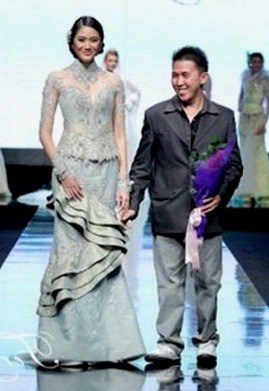 Model Kebaya Ferry Sunarto yang Kekinian dan Modern 2026